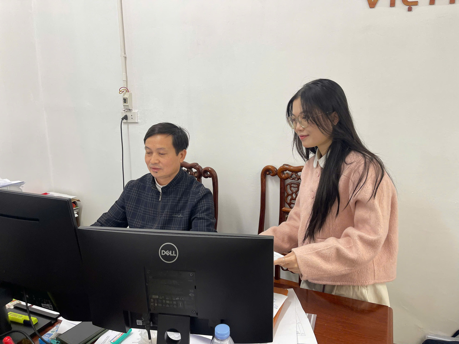 For the first time, Nghe An province is recruiting 27 teachers under a ...