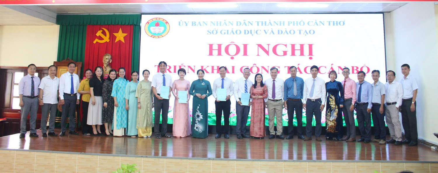 Sở GD&ĐT TP Cần Thơ kiện toàn công tác cán bộ | Báo Giáo dục và Thời ...