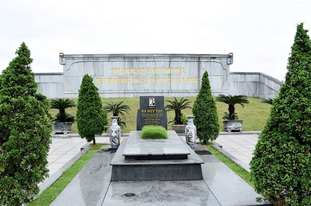 Lập dự án trùng tu, tôn tạo Khu lưu niệm Tổng Bí thư Trần Phú và Hà Huy ...