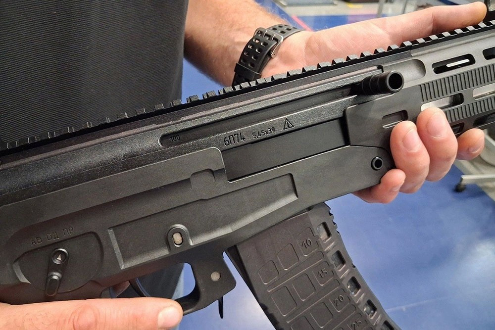 Súng trường tấn công cỡ nhỏ AM-17 sắp được trang bị cho đặc nhiệm Nga ...