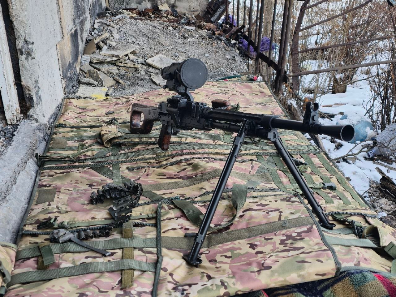 Quân đội Nga bắt đầu dùng súng máy cổ hơn mẫu Type 73 Triều Tiên | Báo ...