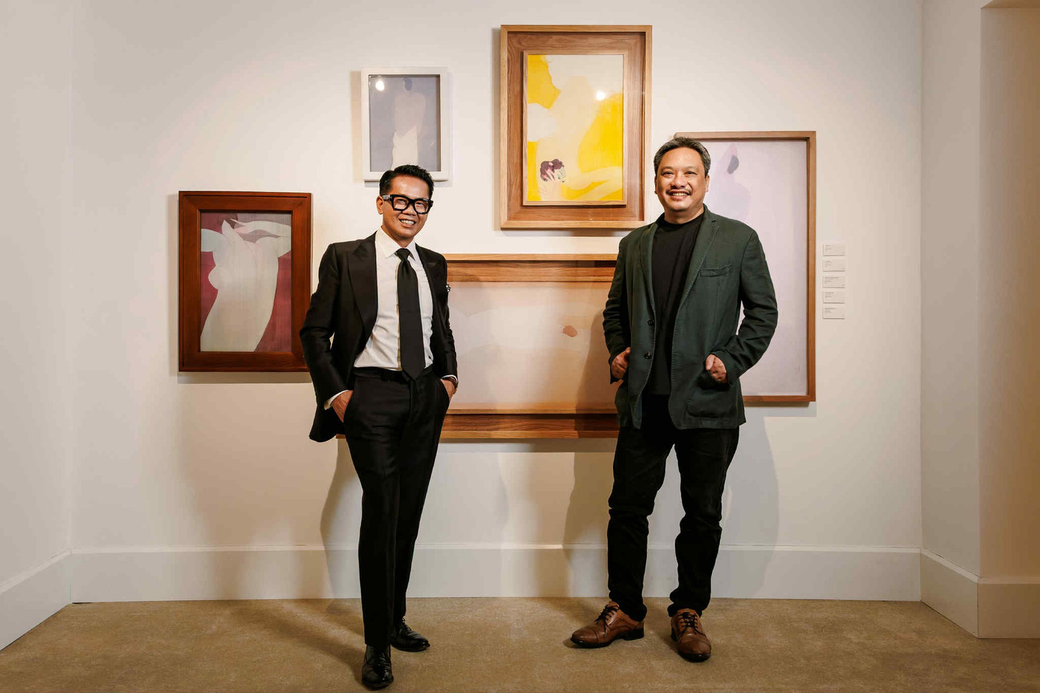 Tranh lụa mở rộng biên độ của hội họa Việt | Báo Giáo dục và Thời đại ...