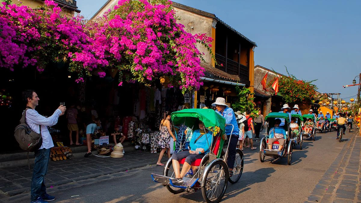 Việt Nam là điểm đến yêu thích nhất của du khách Hàn Quốc | Báo Giáo ...