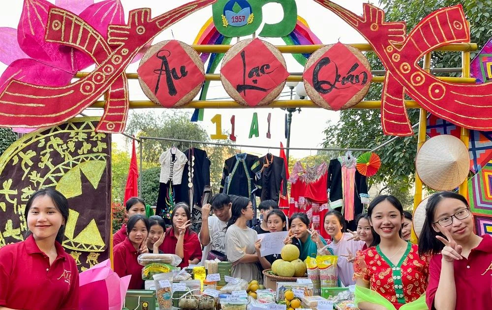 Khám phá phiên chợ ‘Sắc màu vùng cao’ | Báo Giáo dục và Thời đại Online