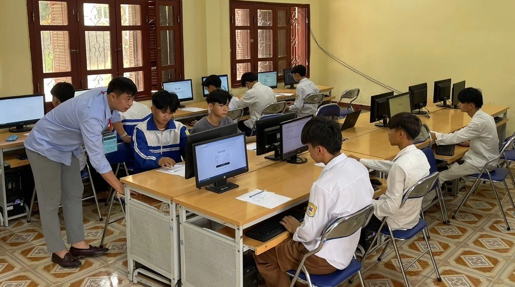 Từ 'làm quen' đến 'làm chủ' khảo thí trên nền tảng công nghệ | Báo Giáo ...