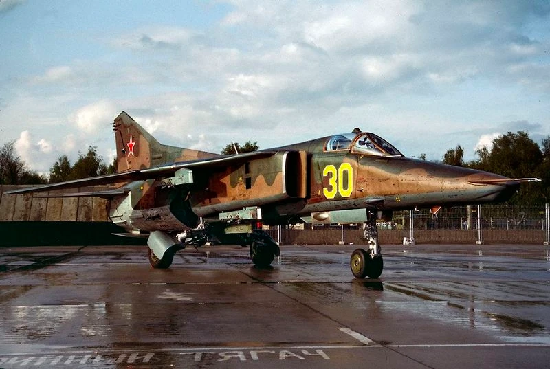 Ba Lan nhận thấy Nga có ý định khôi phục cường kích MiG-27 | Báo Giáo ...