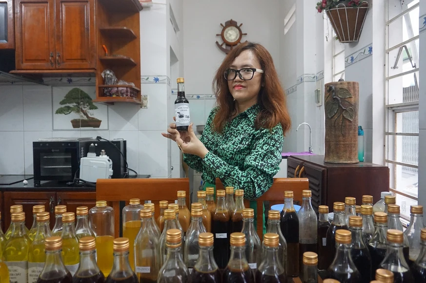 Sản xuất xì dầu lên men từ bã đậu phộng | Báo Giáo dục và Thời đại Online