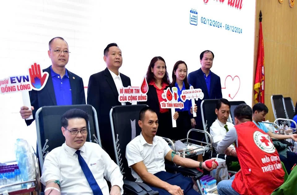 Hưởng ứng chương trình “Tuần lễ hồng EVN lần thứ X” năm 2024 tại Lai ...