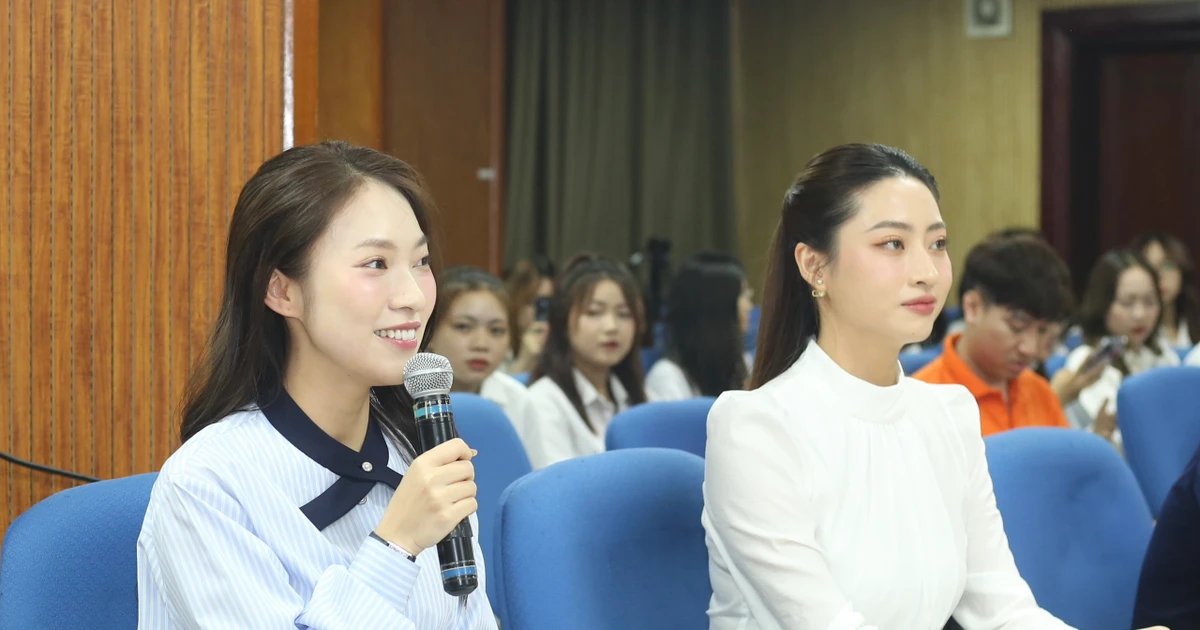 MC Khánh Vy, Hoa hậu Lương Thuỳ Linh chia sẻ về kỳ thi tốt nghiệp THPT ...