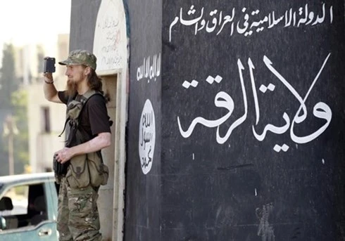 3 “người đẹp” Chechnya lừa tiền IS